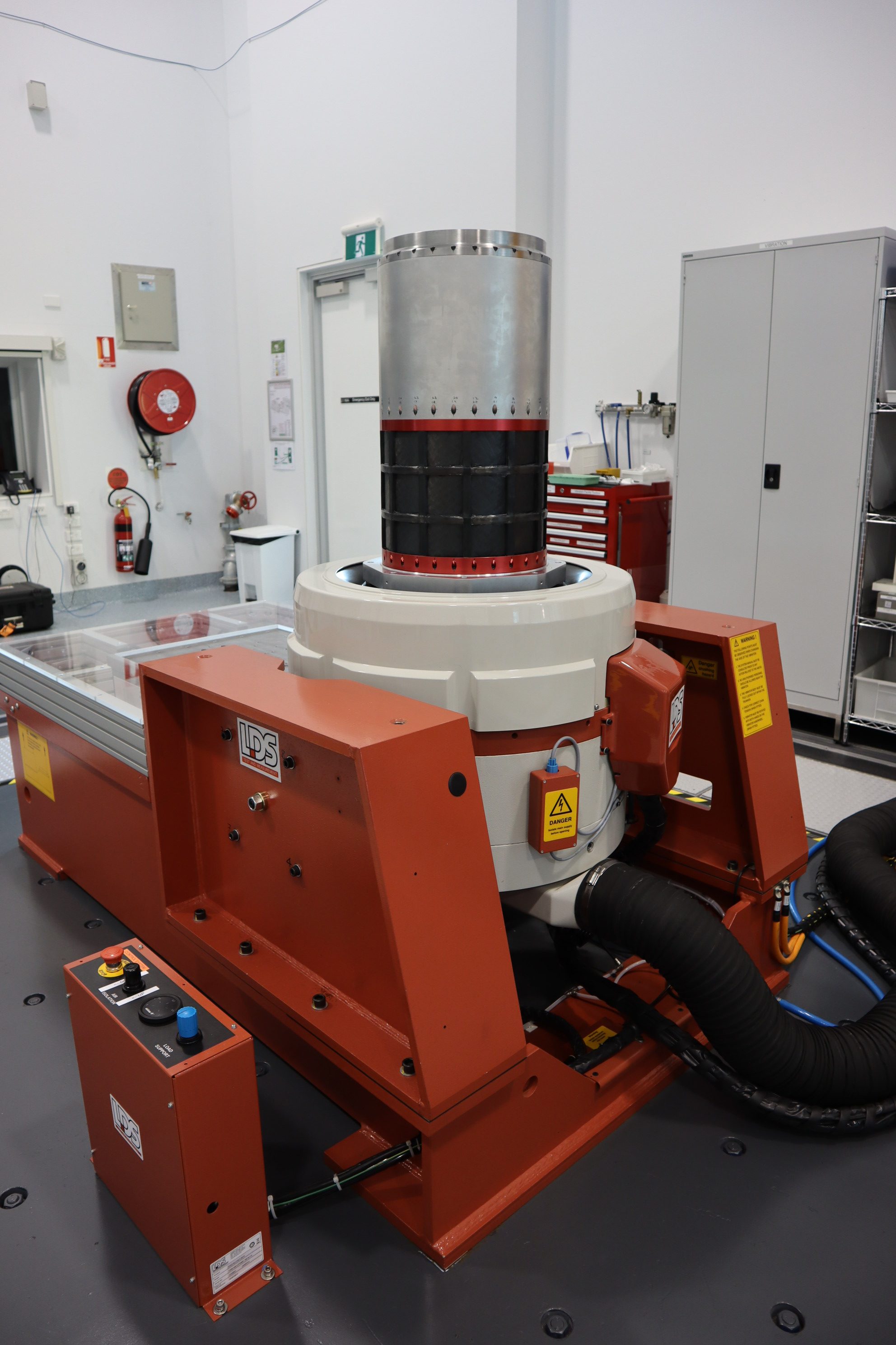 Gridded Composite Rocket Body | New Frontier Technologies